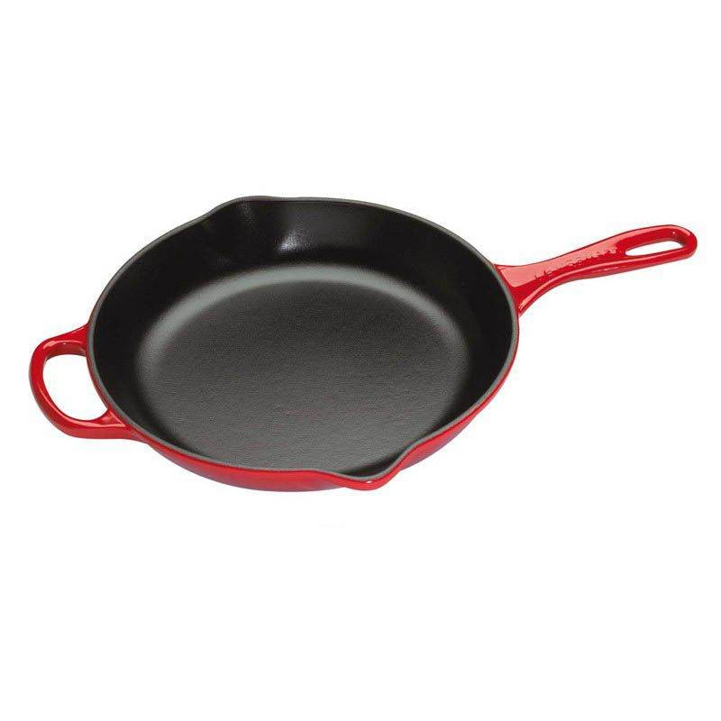 Padella in ghisa Le Creuset Skillet, design classico.